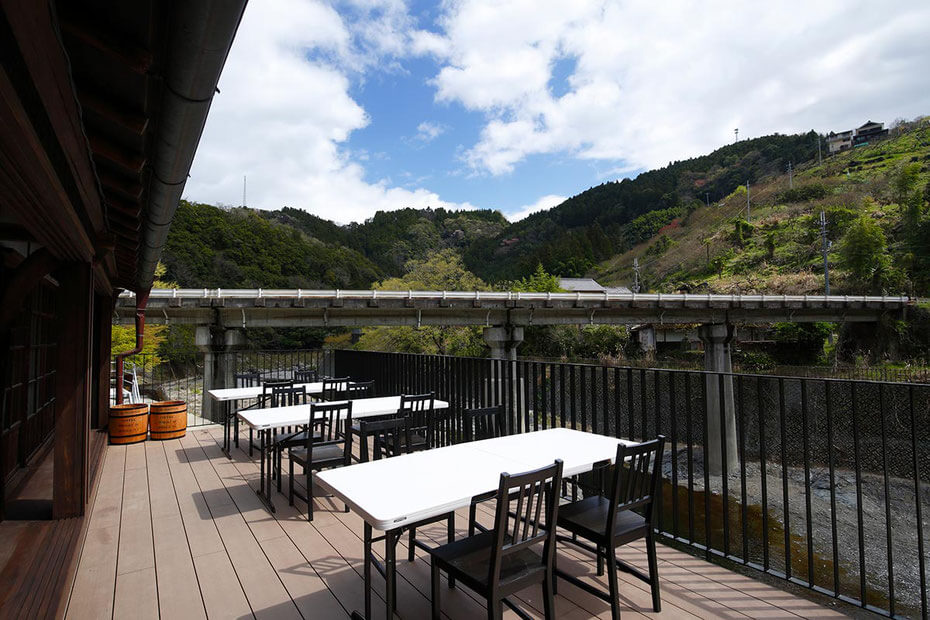 奈良のドッグカフェ特集！ペットOKのおすすめ施設9選【2023年】