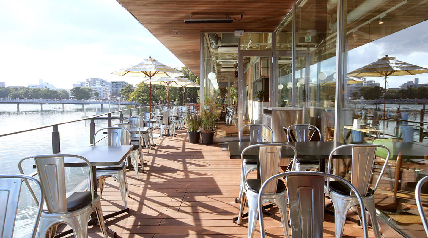 福岡のドッグカフェ特集！ペットOK施設人気ランキング【2023年】｜Lutie（ルティエ）